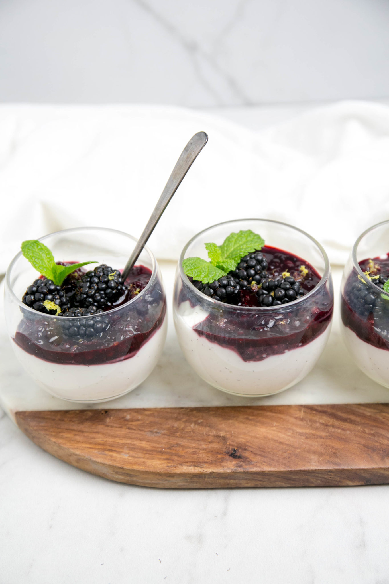 Vanilla Panna Cotta w/ Blackberry Lemon Sauce (DF) – Love, Chef Laura